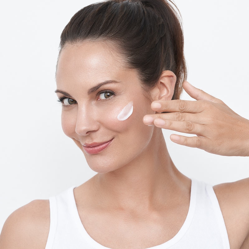 Deanol Triple Lifting Cream von DR MUGGENTHALER